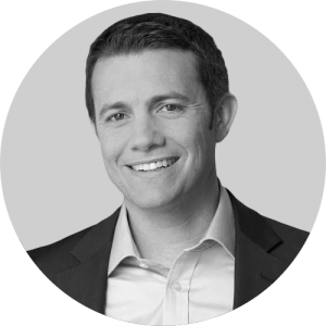 AI Chatbots Vs. Human Powered Live Chat: Which is Winning the Customer ...